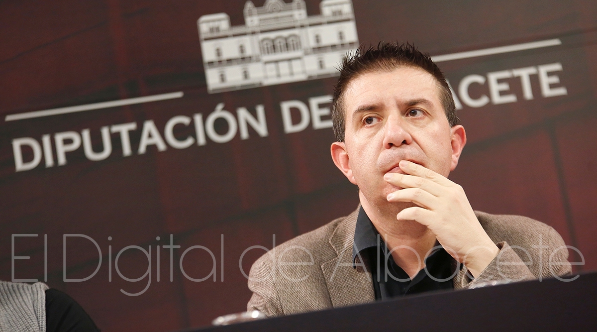 Cabañero subraya "el papel clave del municipalismo en la transición ...