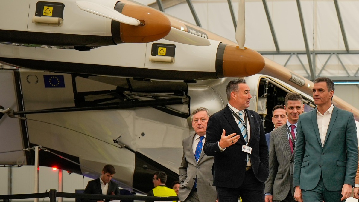 Cabañero acompaña al presidente de Gobierno en su visita para conocer los detalles de la ...