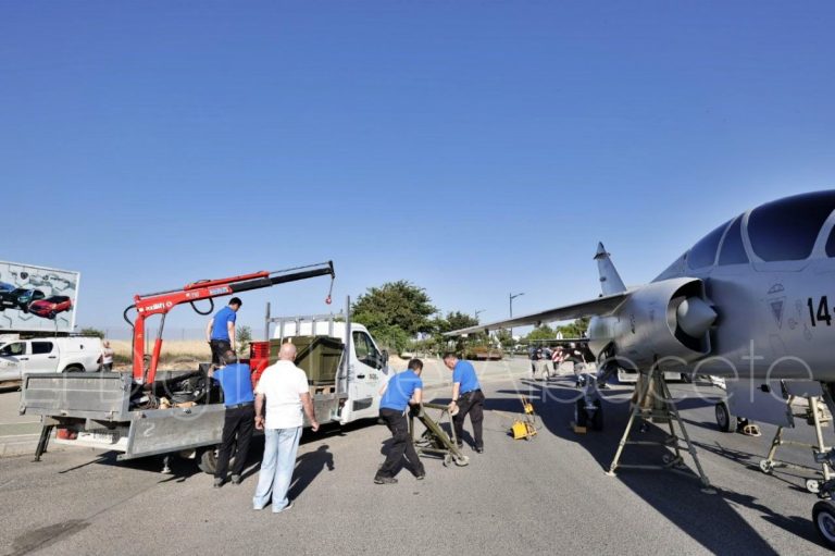 El ceda el paso no puede con el Mirage: precisión milimétrica en ...